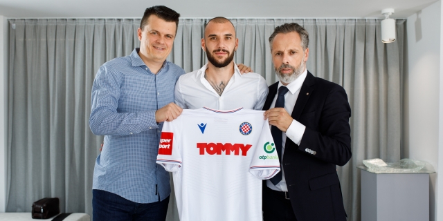 Dobro došao doma: Anthony Kalik vratio se na Poljud! • HNK Hajduk Split